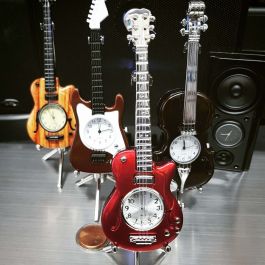 ELECTRIC GUITAR MINIATURE LES PAUL STYLE MUSICIAN COLLECTIBLE DESKTOP ...